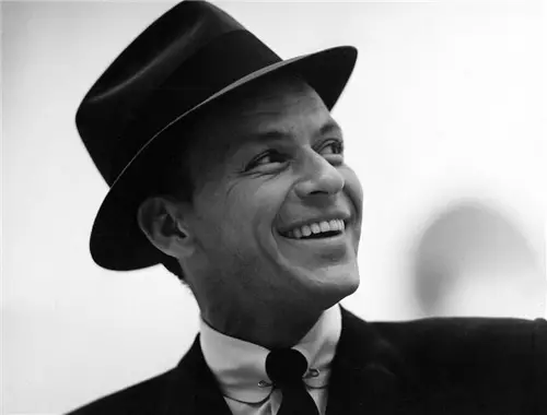 Sinatra1283968643.