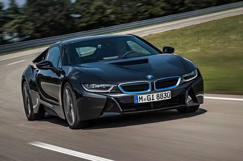 BMW I8 hybrid အသစ်