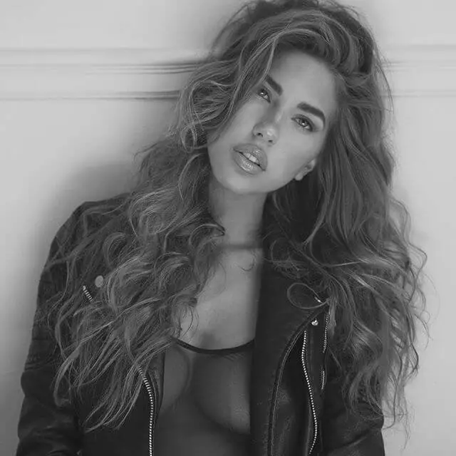 KARA DEL TORO. 15139_10