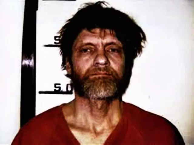 Ted Kaczynski gizonen aldizkari brodude orrialdeetan