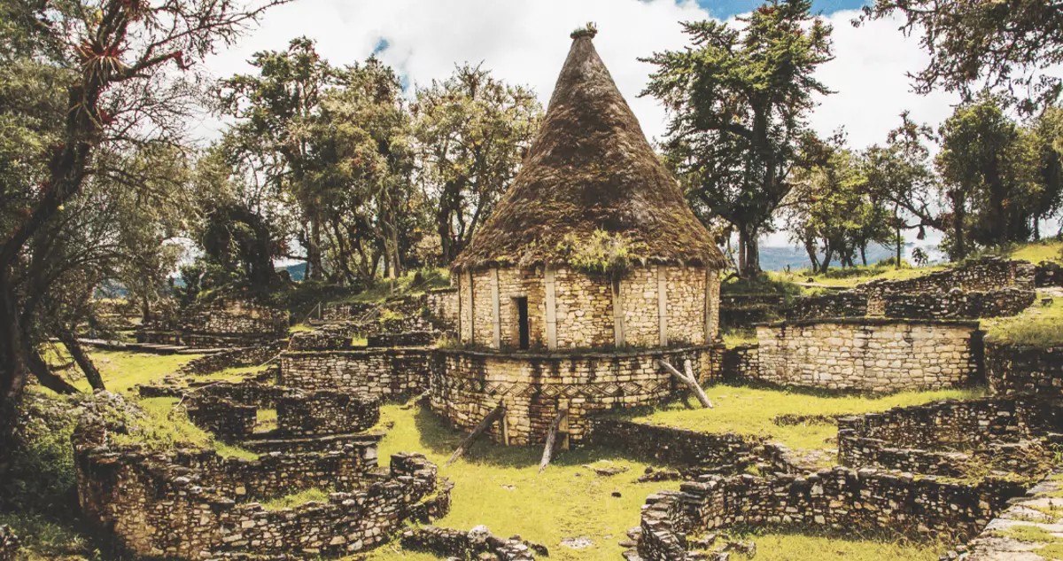 6 kota berlekuk yang bisa dikunjungi di zaman kita 18392_4