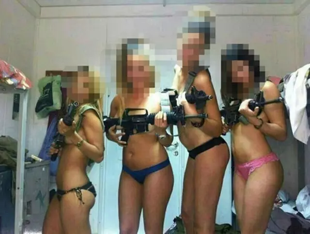 Militære jenter fra Israel postet bilder i Facebook