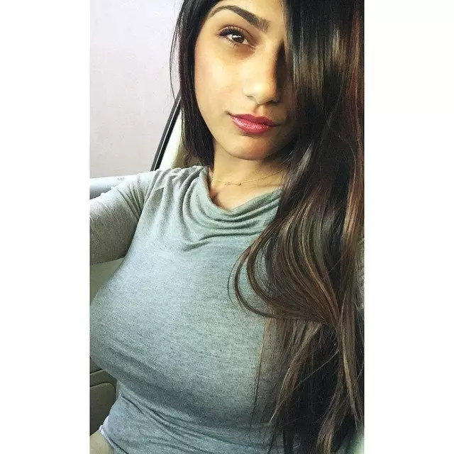 Sunday pornAktris # 92 - Mia Khalifa 4080_24