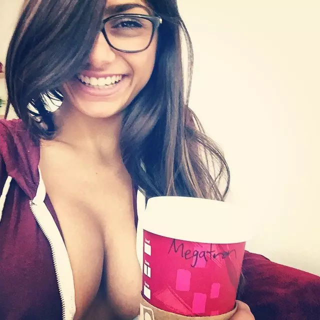 日曜日のPornaktris＃92 - Mia Khalifa 4080_5