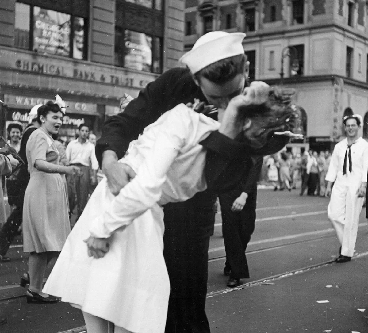 7 kohati ta tahab, et sa suudelda, välja arvatud huuled