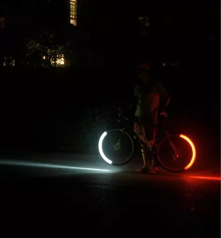 Revolights0074880137.