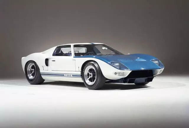 Nice istwa Ford GT40 nan foto ra 5870_2