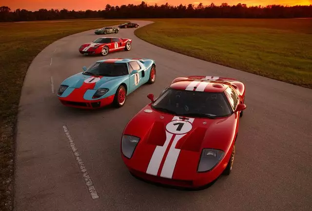 Cerita bagus Ford Gt40 dalam foto langka 5870_23