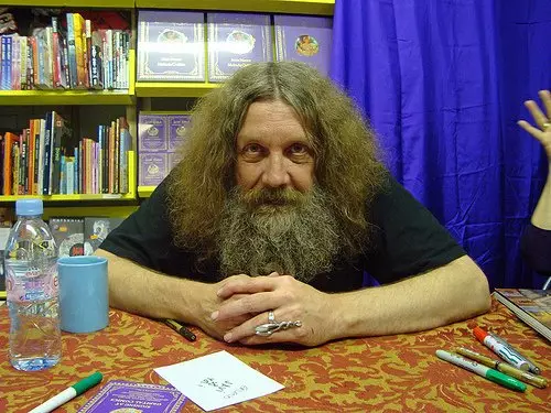 English bearded serious comic creator Alan Moore 722_4