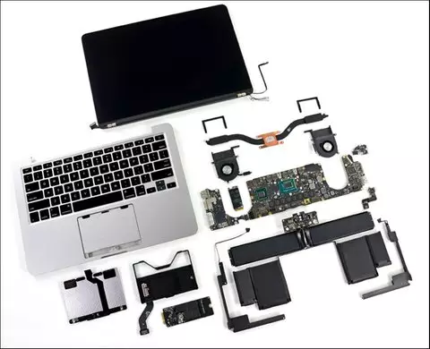 MacBook Pro нь ашиггүй байдлаар хүлээн зөвшөөрөгдсөн 847_1