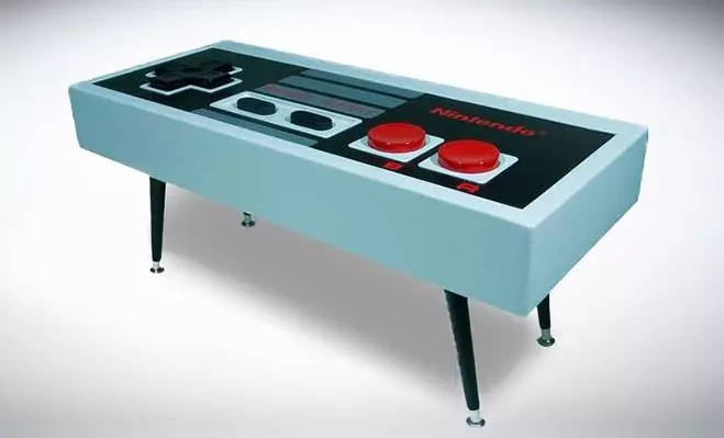 Nintendo-Table. 8555_5